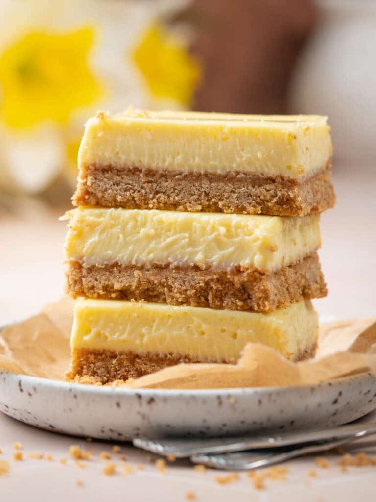 Lemon Bars with Graham Cracker Crust