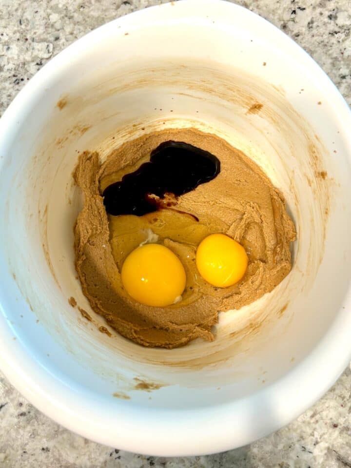 S'more Blondie Recipe - Stir Taste Smile