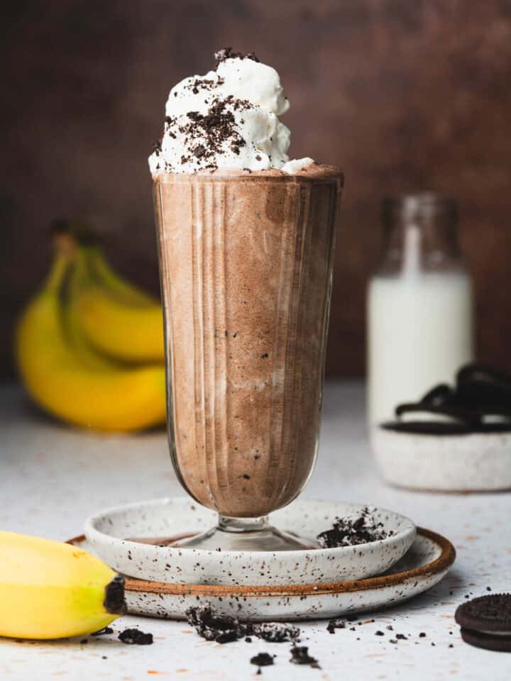Chocolate Banana Milkshake – Stir Taste Smile