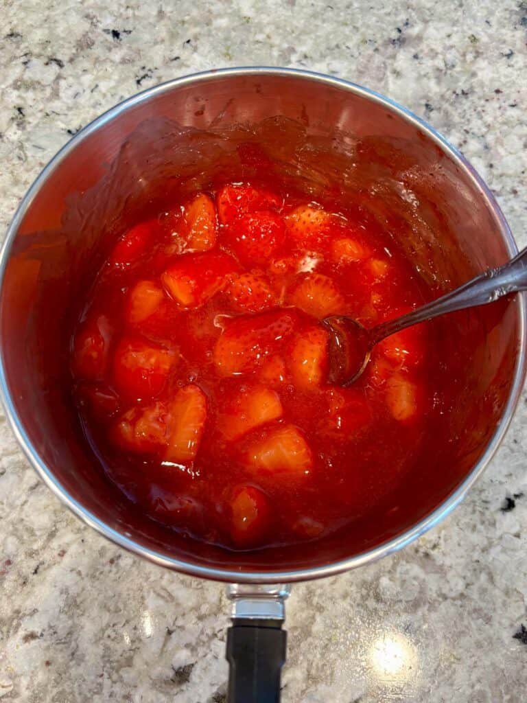 Strawberry White Chocolate Cheesecake (no bake) Stir Taste Smile