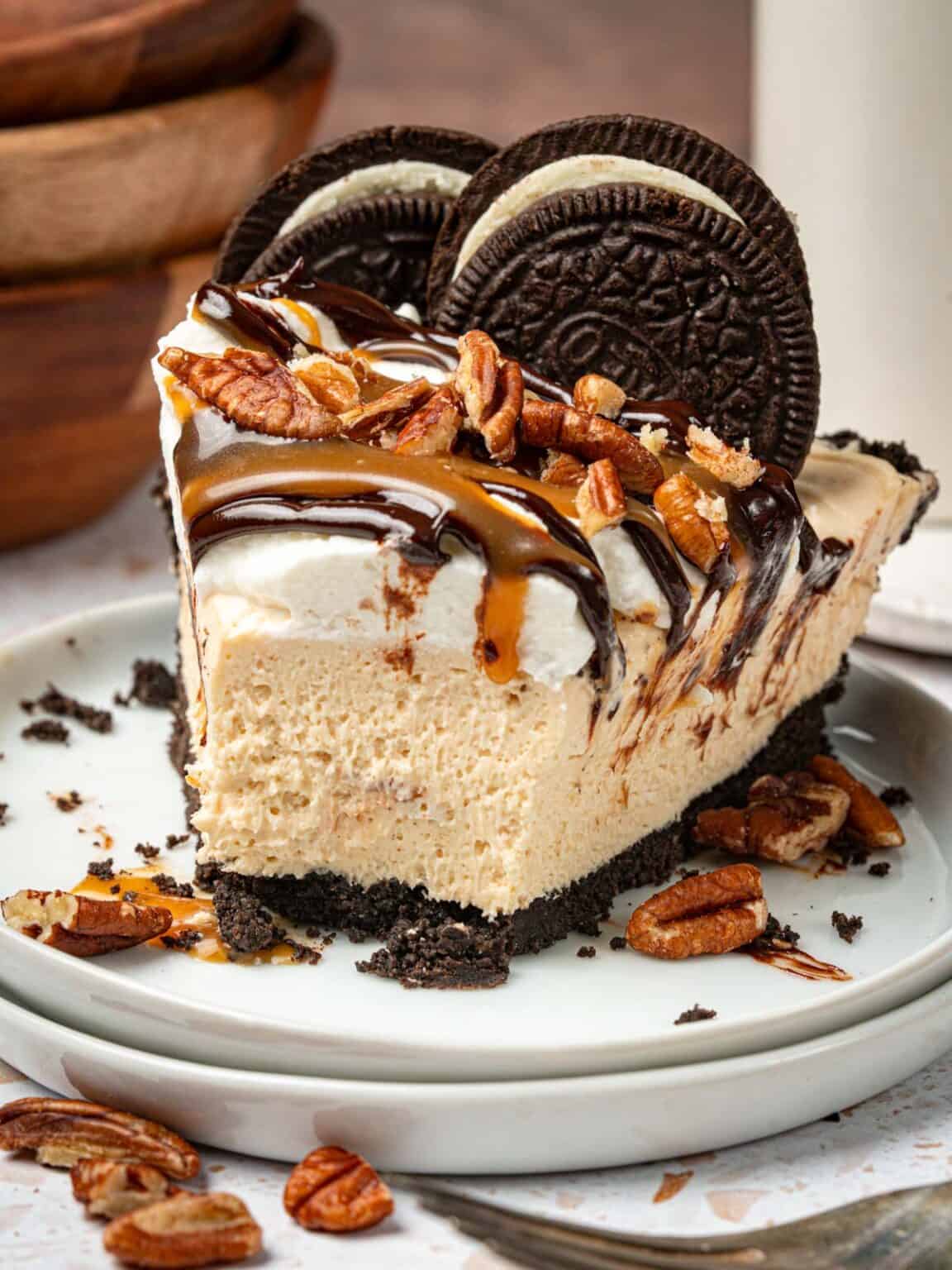 Caramel Turtle Pie Recipe-Stir Taste Smile